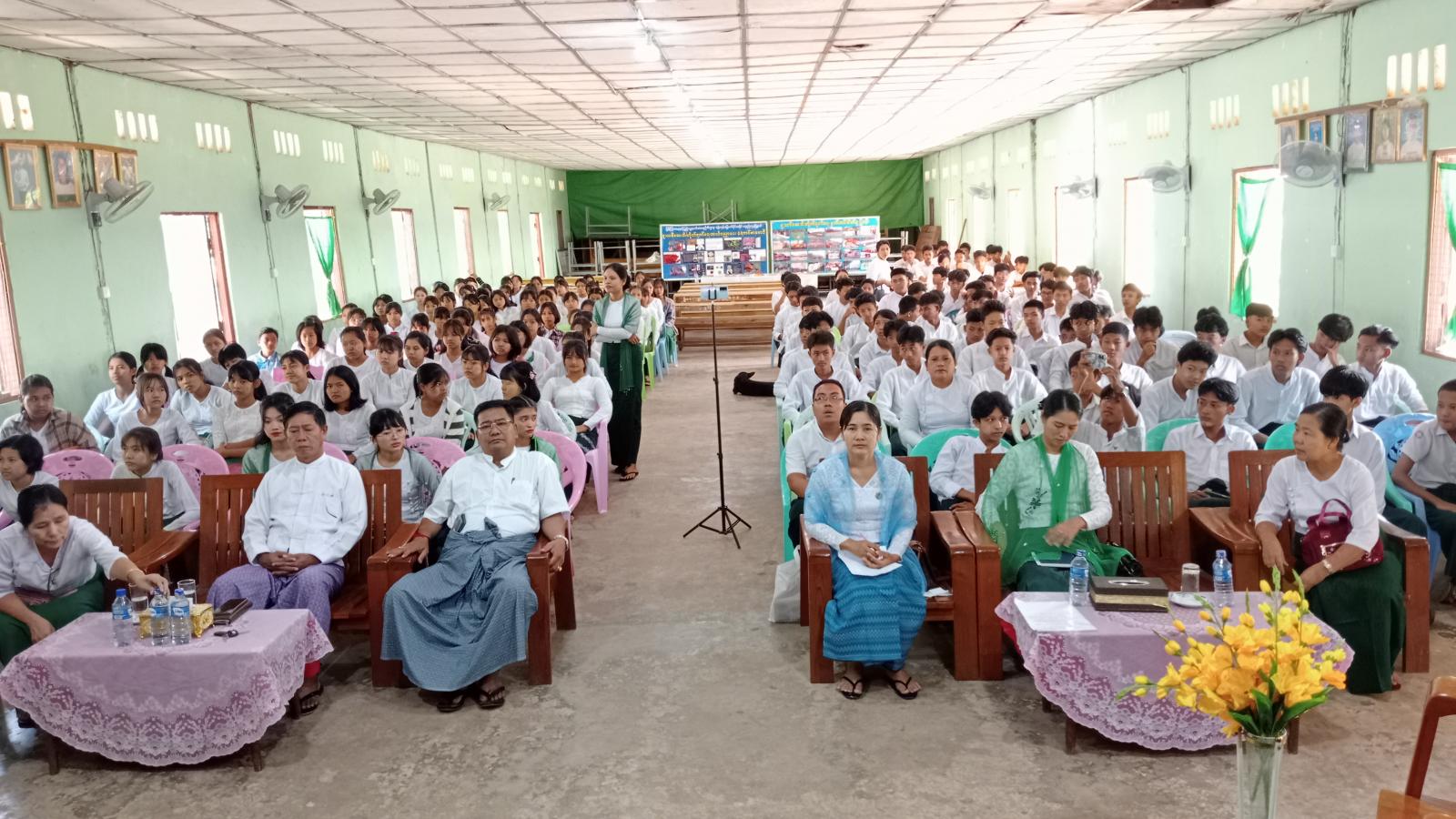လှည်းကူးမြို့နယ် အခြေခံပညာအထက်တန်းကျောင်း မင်းကုန်း ၌ လူငယ်များဗလငါးတန