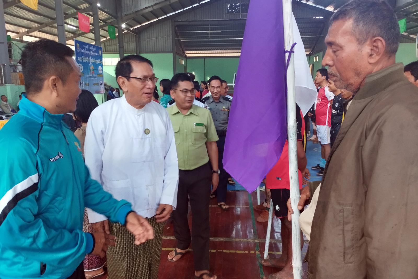 သရက်မြို့၌ ၇၆ နှစ်မြောက် လွတ်လပ်ရေးနေ့အထိမ်းအမှတ် ပိုက်ကျော်ခြင်းခတ်ပ
