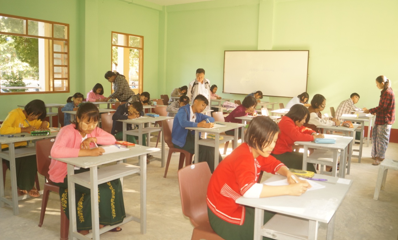 ဆိပ်ဖြူမြို့နယ်၌ ၇၆ နှစ်မြောက် လွတ်လပ်ရေးနေ့အထိမ်းအမှတ် မြို့နယ်အဆင့