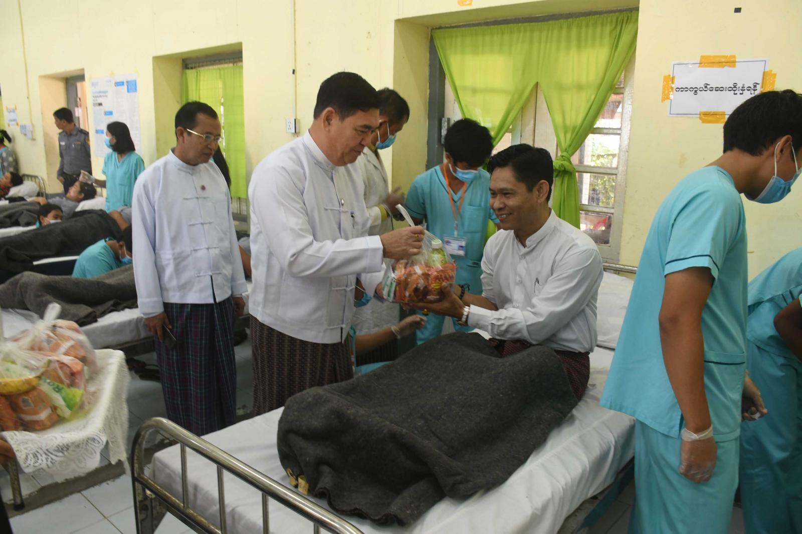 ရခိုင်ပြည်နယ်ဝန်ကြီးချုပ် ဦးထိန်လင်း ဒီဇင်ဘာလ လူထုအားကစားလှုပ်ရှားမှု