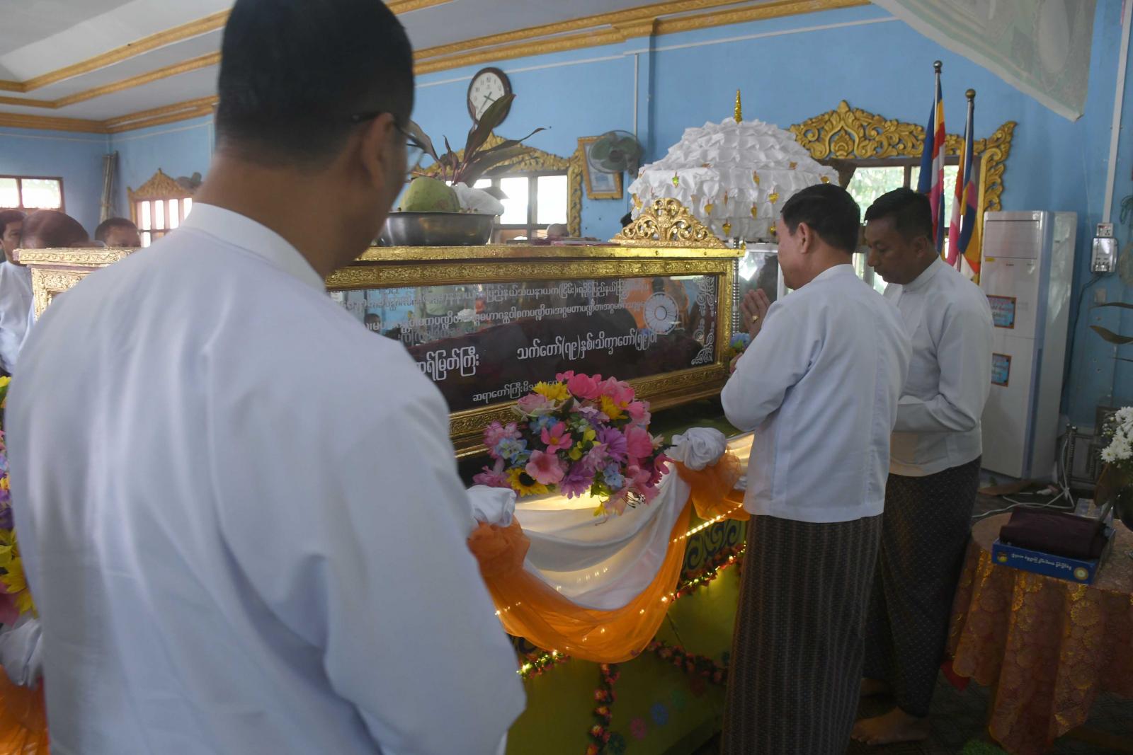 ရခိုင်ပြည်နယ်ဝန်ကြီးချုပ် ဦးထိန်လင်း စစ်တွေမြို့ ဓမ္မသုခကျောင်းတိုက်ကြီး၏ ဦးစီးပဓာန နာယကပြည်နယ