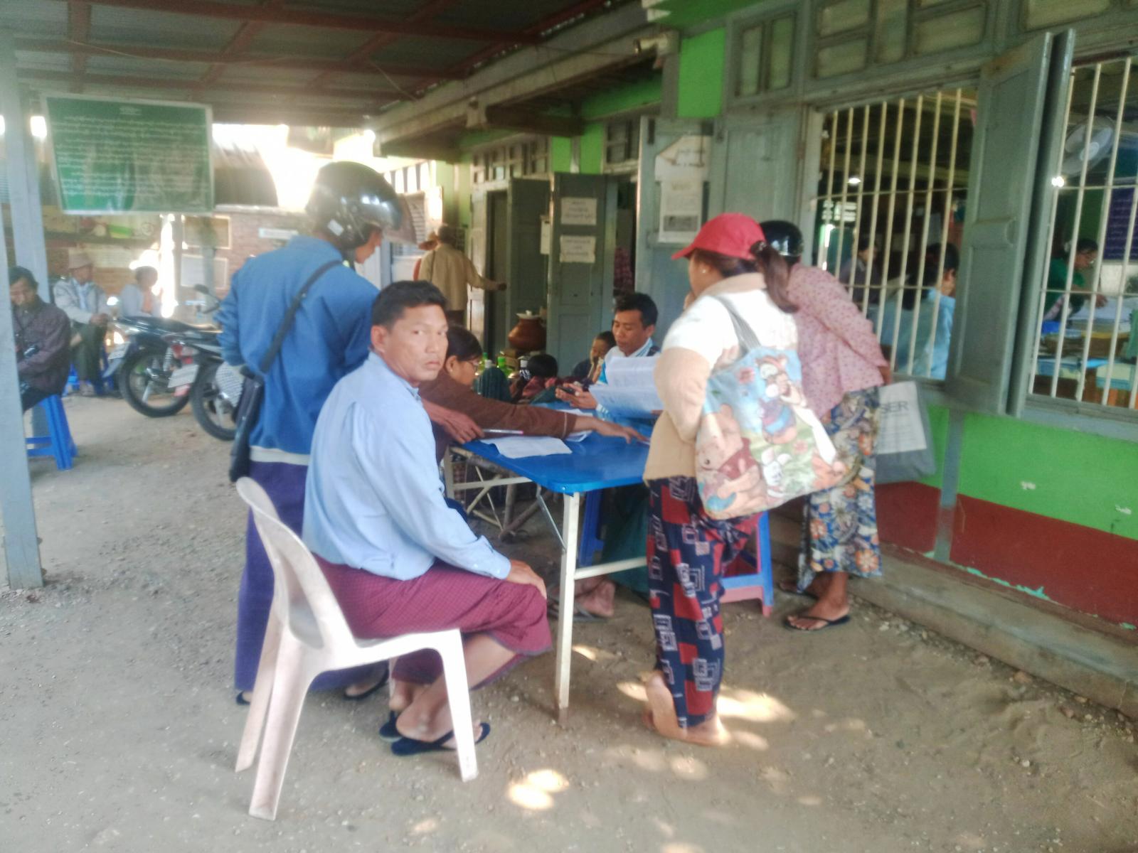 စလင်းမြို့နယ်၌ ဆောင်းရာသီစိုက်ပျိုးစရိတ်ချေးငွေများ ပေါက်လေးပင်ကျေးရ
