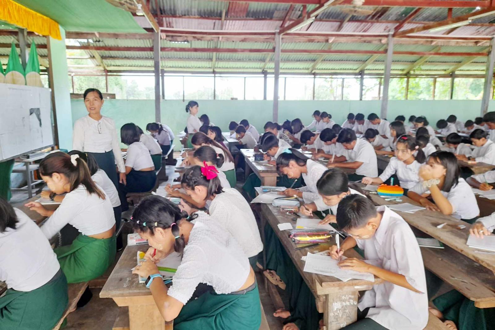 ညောင်လေးပင်မြို့နယ်၌ ၇၇ နှစ်မြောက် ပြည်ထောင်စုနေ့အထိမ်းအမှတ် အလယ်တန