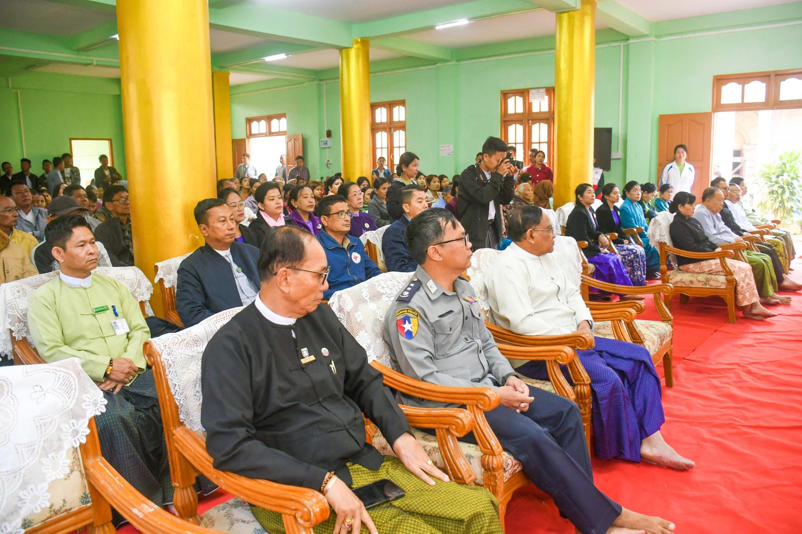 ရခိုင်ပြည်နယ်ဝန်ကြီးချုပ် ဦးထိန်လင်း မြန်မာနိုင်ငံအမျိုးသမီးများနှင့် ကလေးသူငယ်များဘဝမြှင့်တင