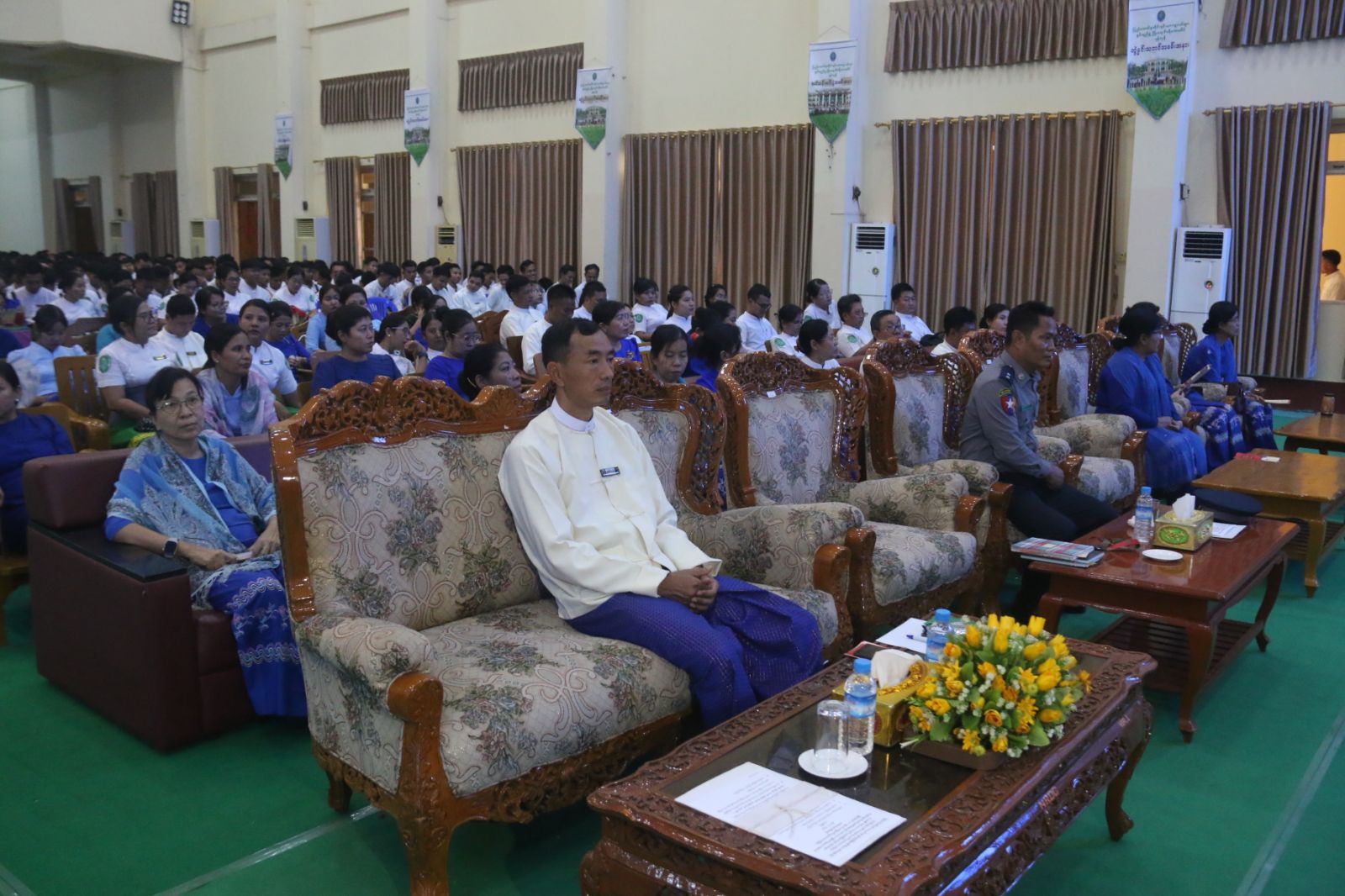 ပြည်ထောင်စုတိုင်းရင်းသားလူငယ်များ စွမ်းရည်ဖွံ့ဖြိုးရေးဒီဂရီကောလိပ် ရန
