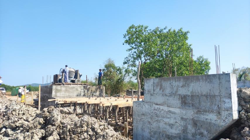 မုဒုံမြို့နယ် ကော့လှကျေးရွာကုန်ထုတ်လမ်းပေါ်ရှိ ကွန်ကရစ်တံတားတည်ဆောက် ခ