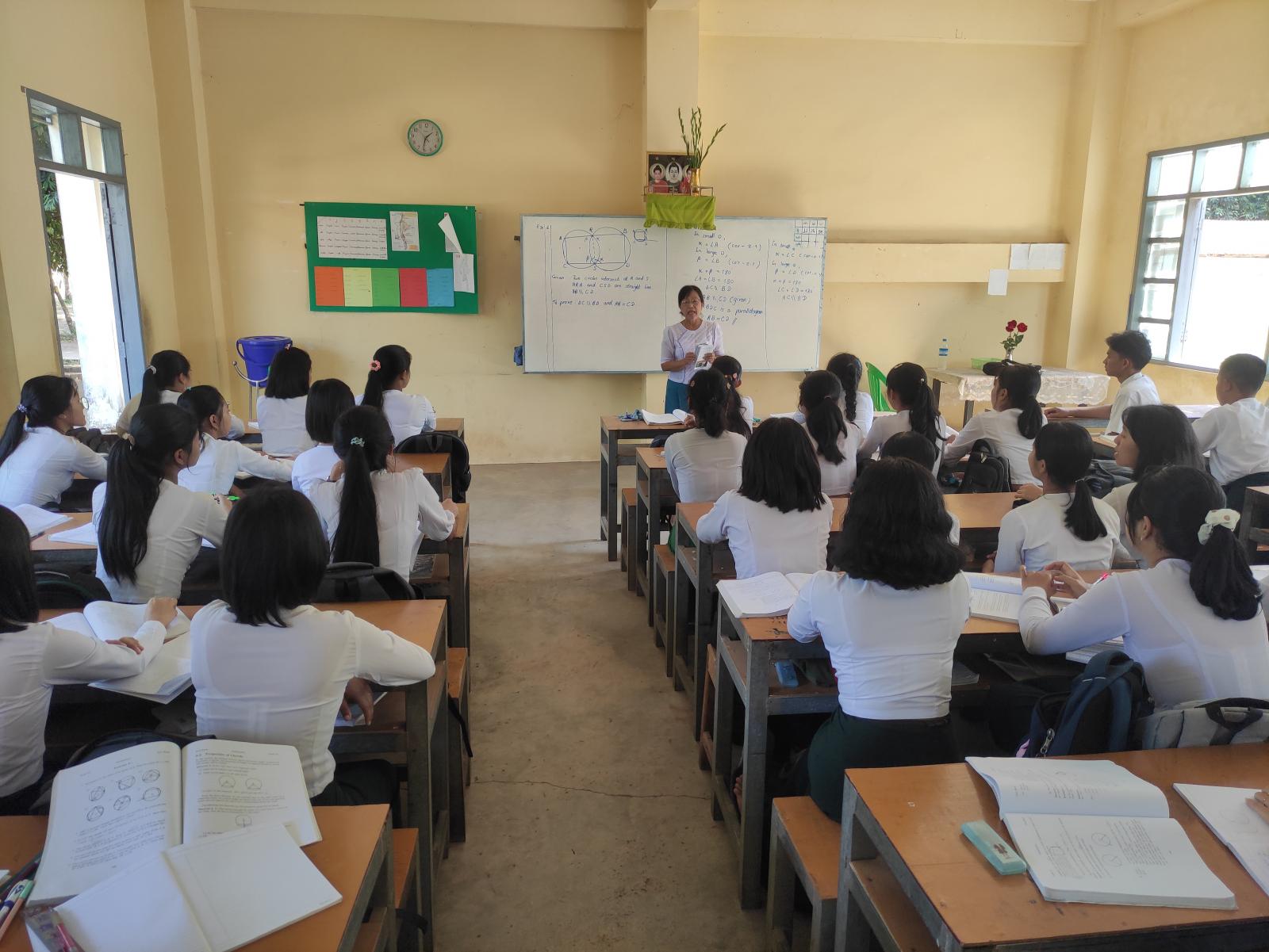 သံဖြူဇရပ်၌ ၇၆ နှစ်မြောက် လွတ်လပ်ရေးနေ့အထိမ်းအမှတ် သတင်းစကား လက်ကမ