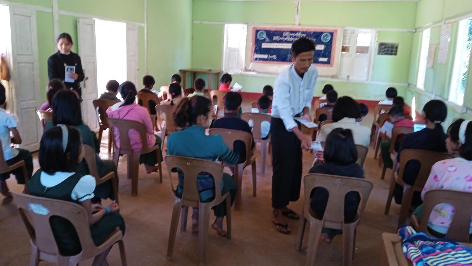 ခိုလမ်မြို့တွင် ၇၆ နှစ်မြောက် လွတ်လပ်ရေးနေ့အထိမ်းအမှတ် “သတင်းစကား” လက
