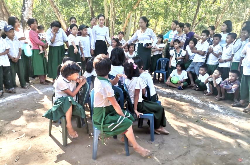 အမာမြို့ အ ထ ကကျောင်း၌ ၇၆ နှစ်မြောက် လွတ်လပ်ရေးနေ့အထိမ်းအမှတ