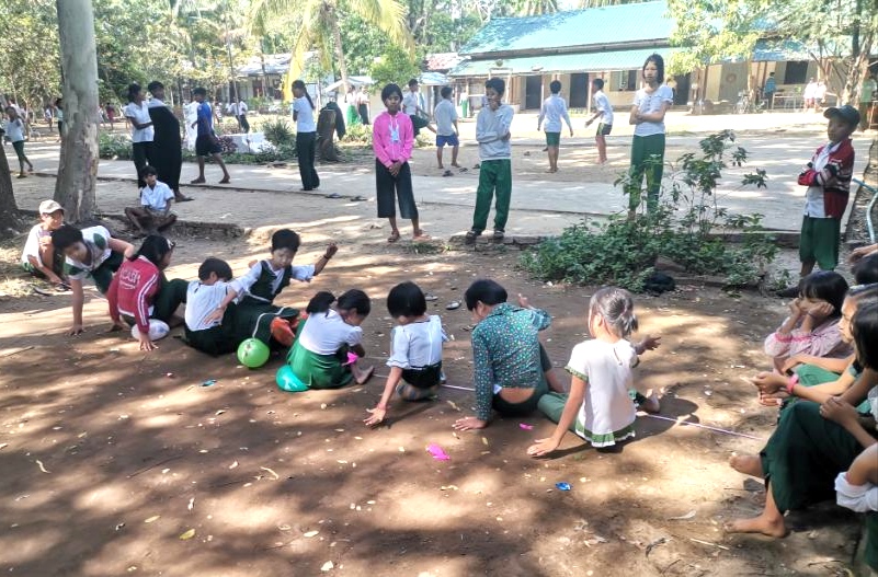 အမာမြို့ အ ထ ကကျောင်း၌ ၇၆ နှစ်မြောက် လွတ်လပ်ရေးနေ့အထိမ်းအမှတ