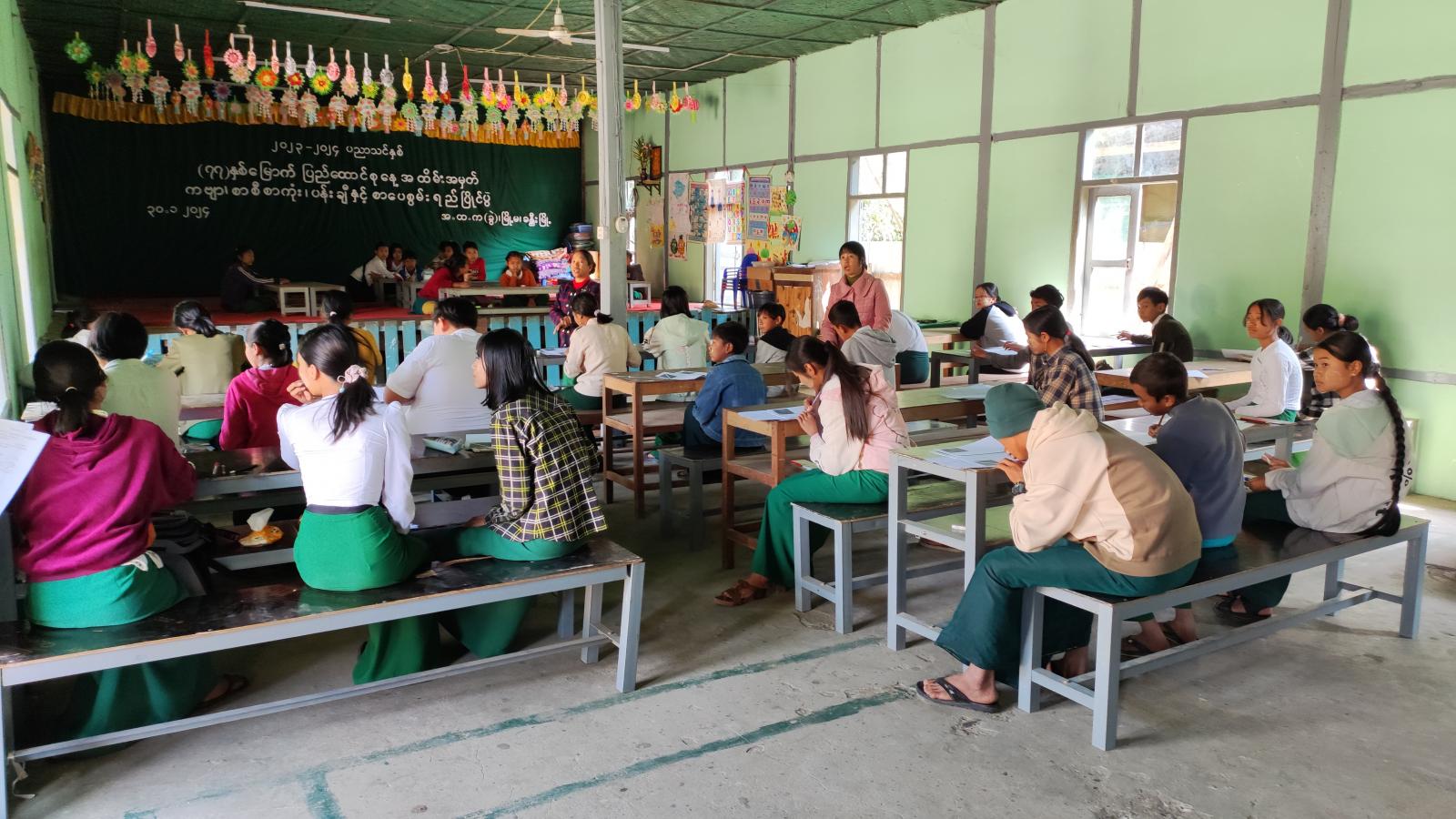 ခန္တီးမြို့နယ်၌ ၇၇ နှစ်မြောက် ပြည်ထောင်စုနေ့ အထိမ်းအမှတ်အား ကြိုဆိုဂုဏ