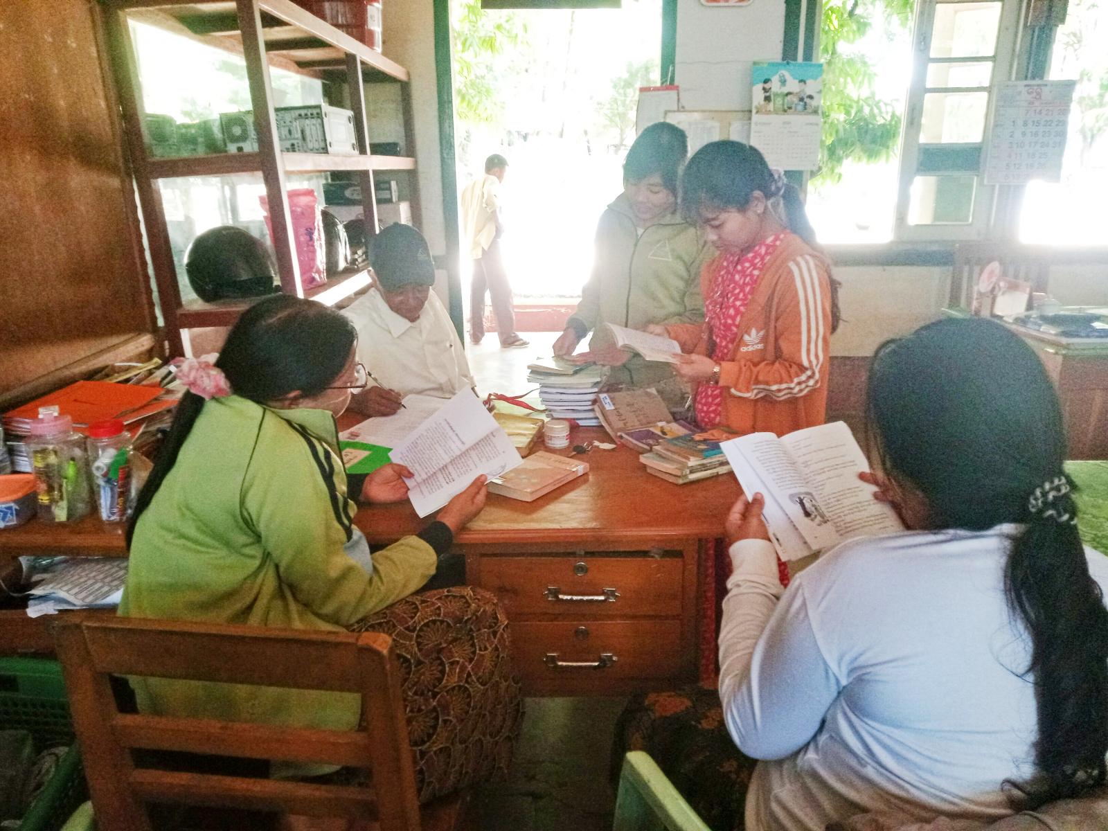 စလင်းမြို့နယ်တွင် ဌာနဆိုင်ရာရုံးများသို့ ရွေ့လျားစာကြည့်တိုက်ငှားရမ