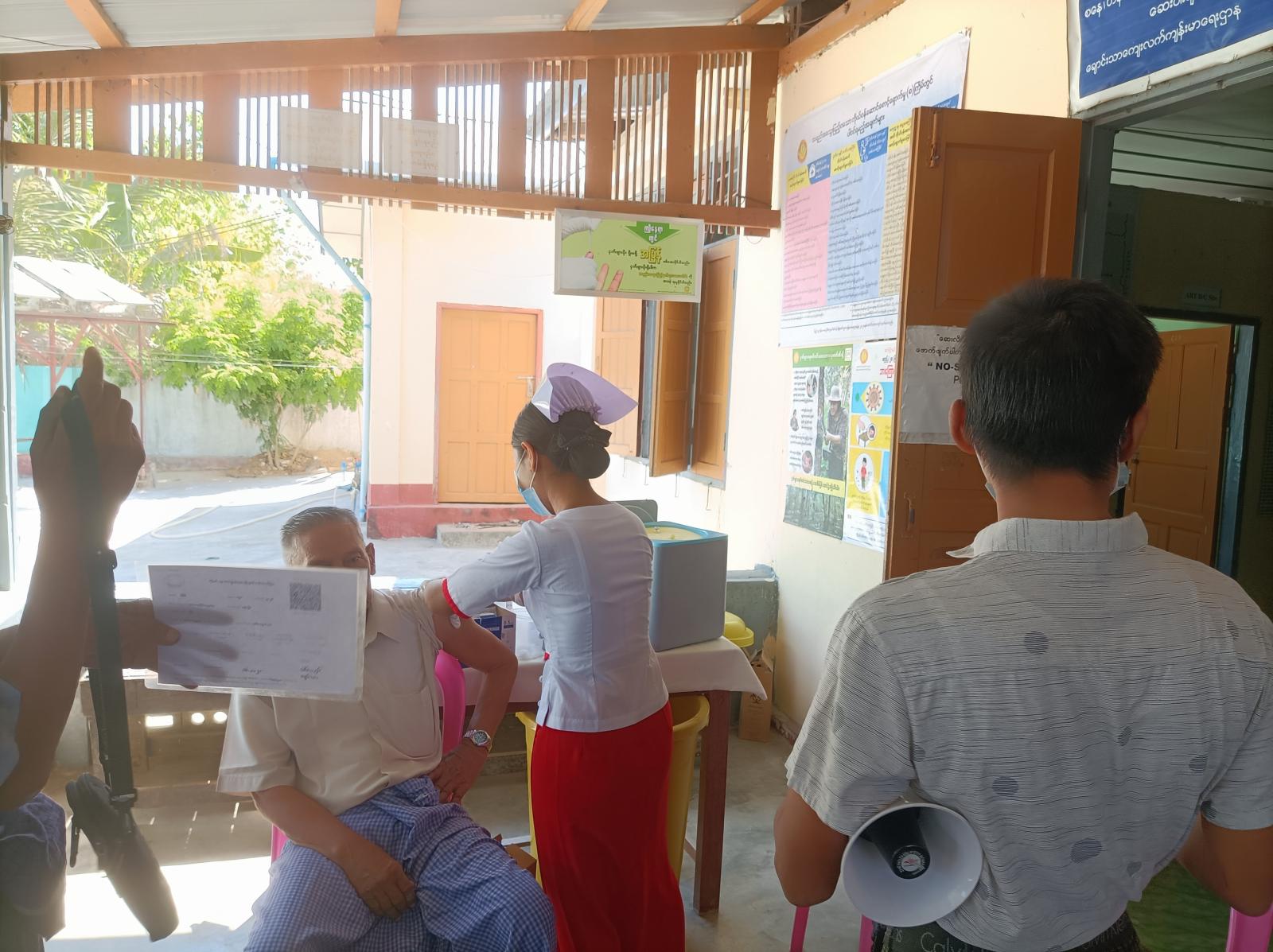 ချောင်းသာ၌ ကိုဗစ် ၁၉ ရောဂါကာကွယ်ဆေးထပ်ဆောင်းထိုးနှံခြင်း ဒုတိယမြောက်နေ့