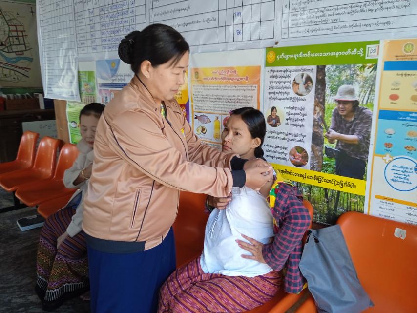 မိုင်းရှူးမြို့နယ်တွင် Pfizer Vaccination Booster ကိုဗစ် ၁၉ ရောဂါ ထပ