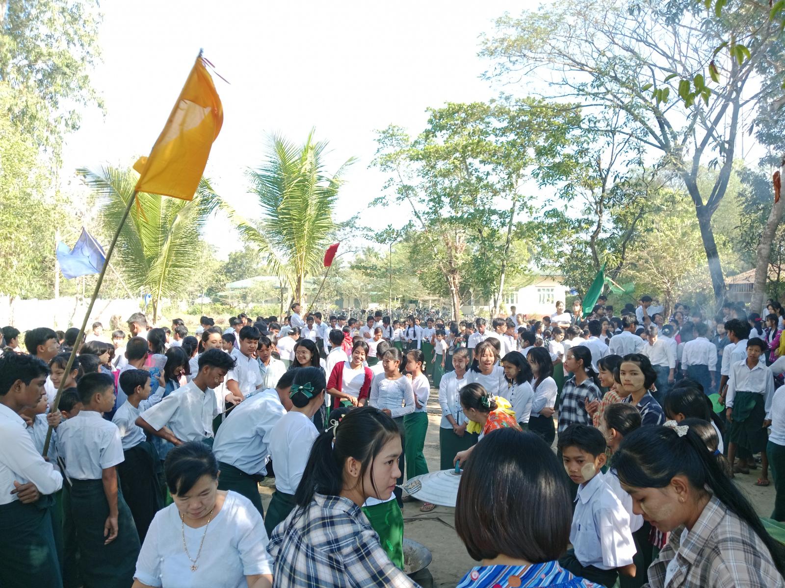 ၇၇ နှစ်မြောက် ပြည်ထောင်စုနေ့ အကြို မြန်မာ့ရိုးရာ ထမနဲထိုးပြိုင်ပွဲ