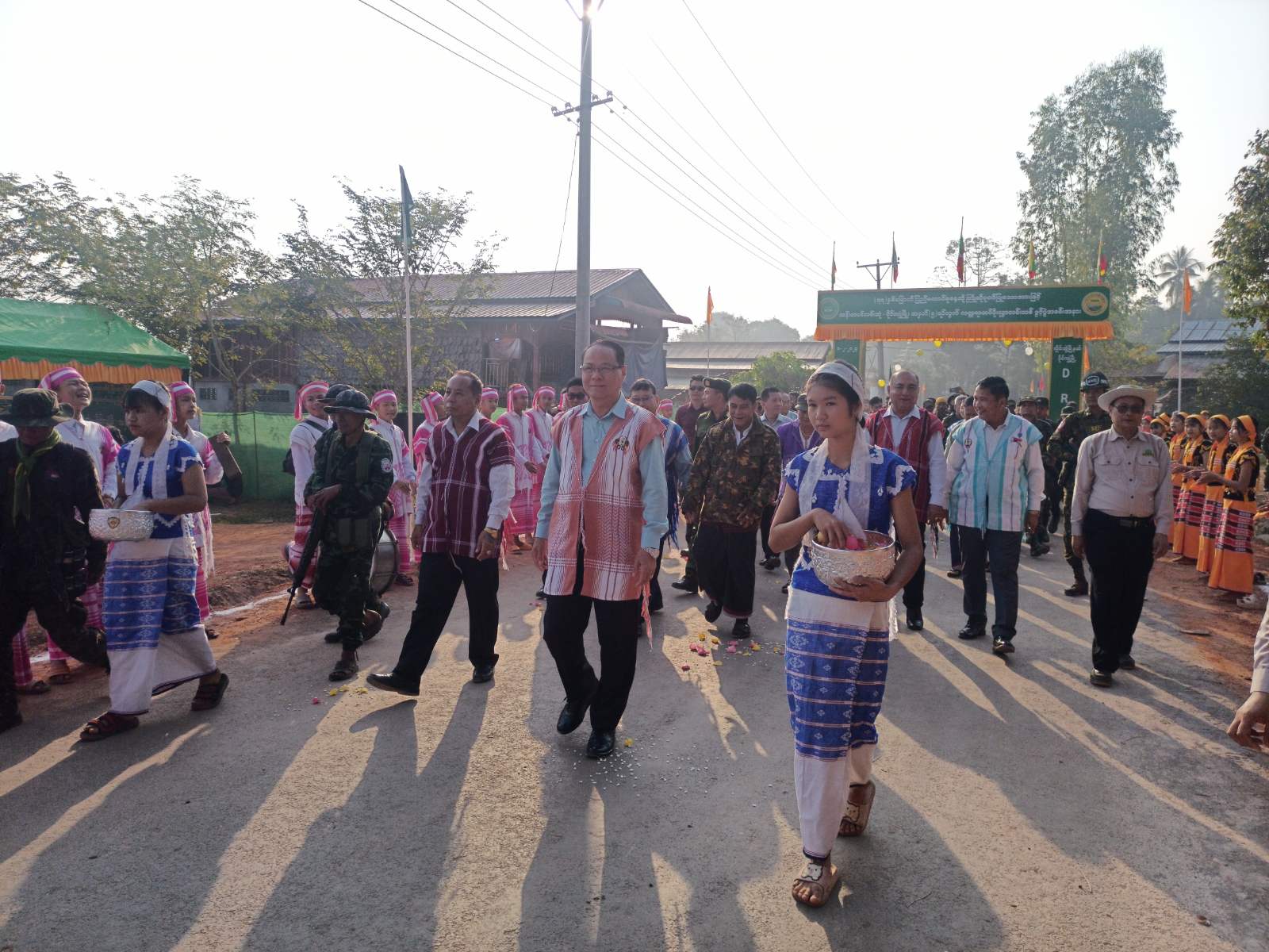 ၇၇ နှစ်မြောက် ပြည်ထောင်စုနေ့ကို ကြိုဆိုဂုဏ်ပြုသောအားဖြင့် ထန်းတပင်လမ