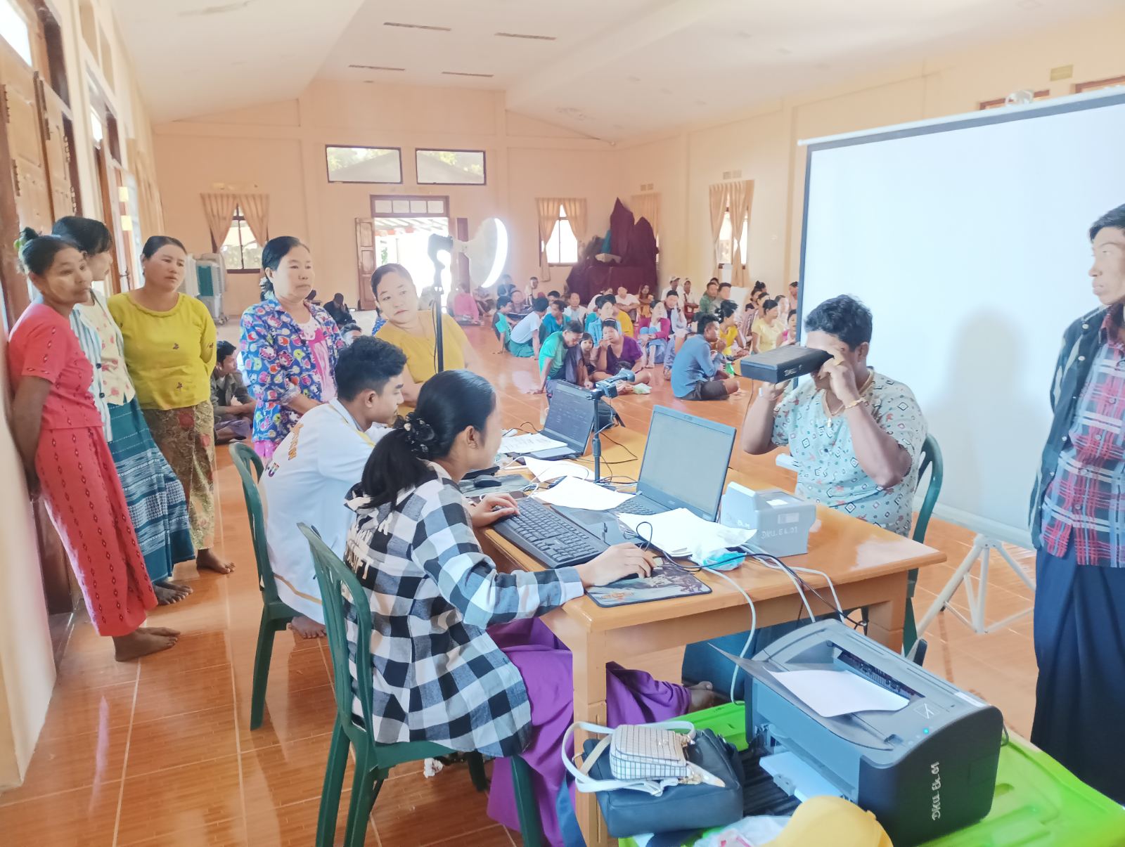 ဒိုက်ဦးမြို့နယ်တွင် Biometric ဇီဝဆိုင်ရာ အချက်အလက်ကောက်ယူခြင်းလုပ်ငန