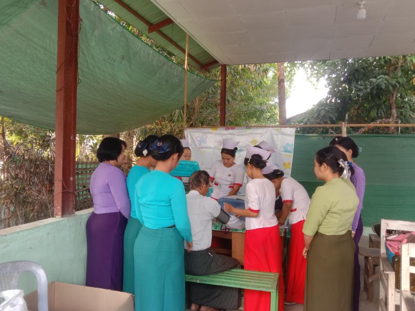 ရေကြည်မြို့နယ်တွင် အငြိမ်းစားပင်စင်လစာများထုတ်ပေး Information And