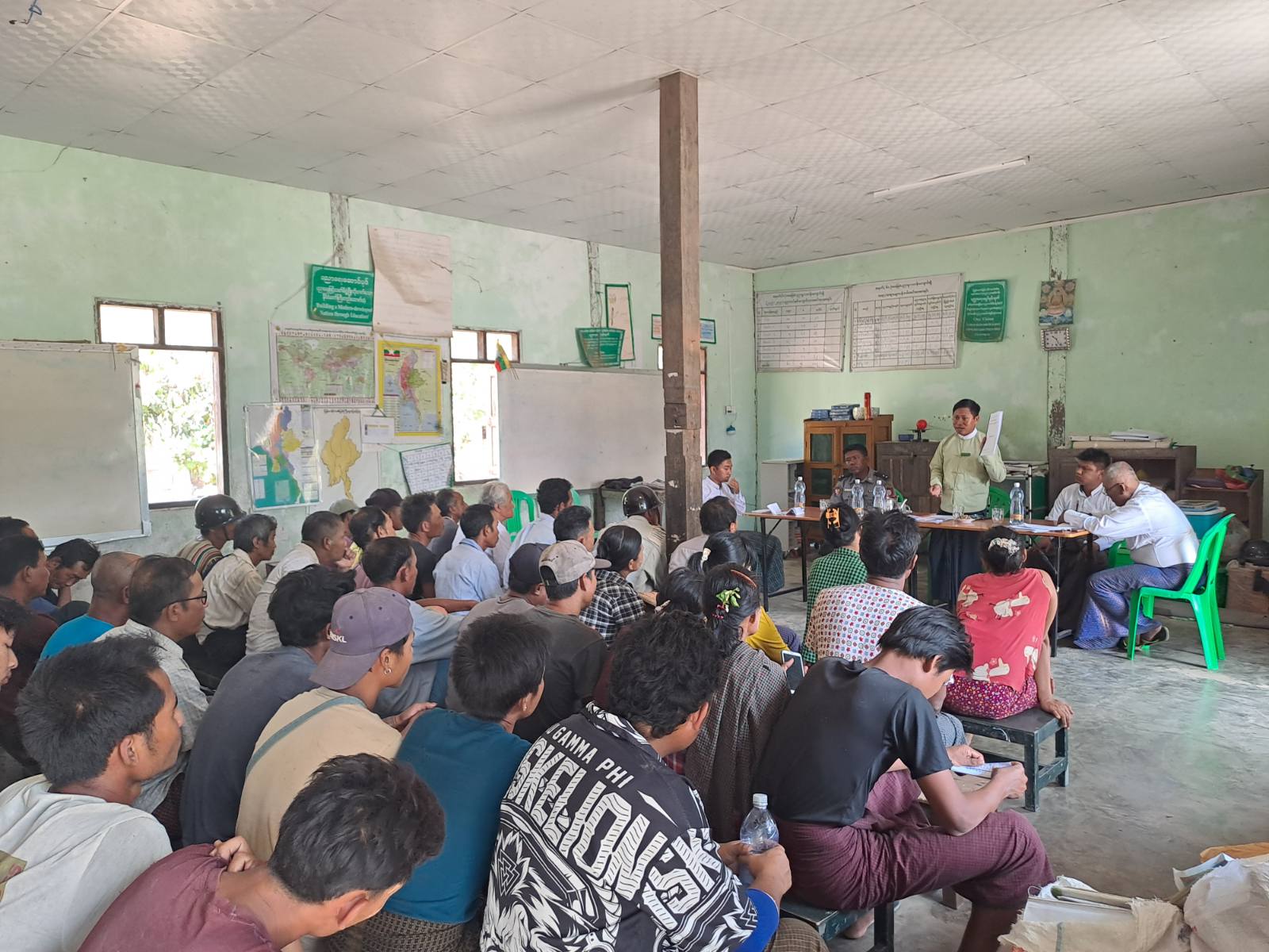 ငွေဆောင်မြို့တွင် ပြည်သူ့စစ်မှုထမ်းဉပဒေနှင့် ပတ်သက်၍ ပြည်သူများနှင့် တွေ့ဆုံရှင်းလင်းပွဲကျင်းပ