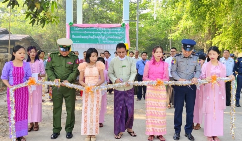 ညောင်တုန်းမြို့နယ်တွင် ၇၉ နှစ်မြောက် တပ်မတော်နေ့ အထိမ်းအမှတ် မီးသတ