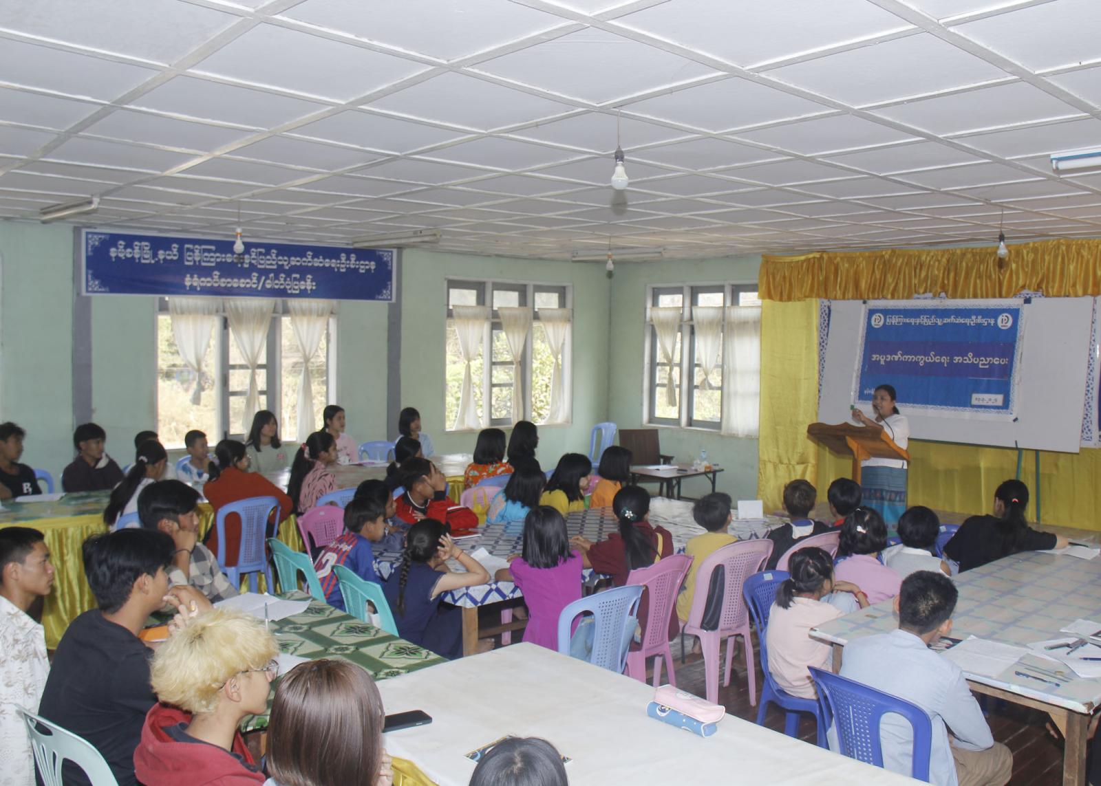 နမ့်စန်မြို့နယ်တွင် အပူဒဏ်ကာကွယ်ရေး အသိပညာပေးဟောပြောပွဲ ဆောင်ရွက