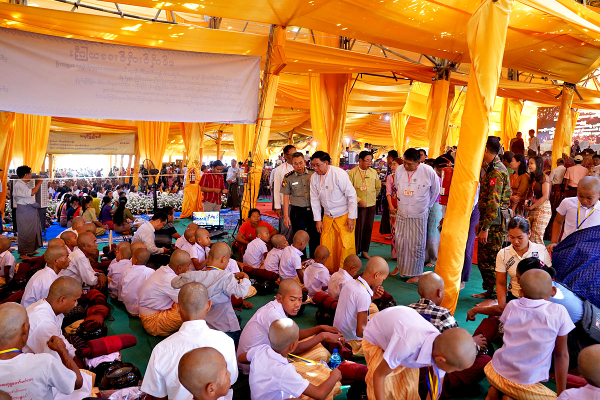 မကွေးတိုင်းဒေသကြီးဝန်ကြီးချုပ် ဦးတင့်လွင် တောင်တွင်းကြီးမြို့နယ် ဗိ
