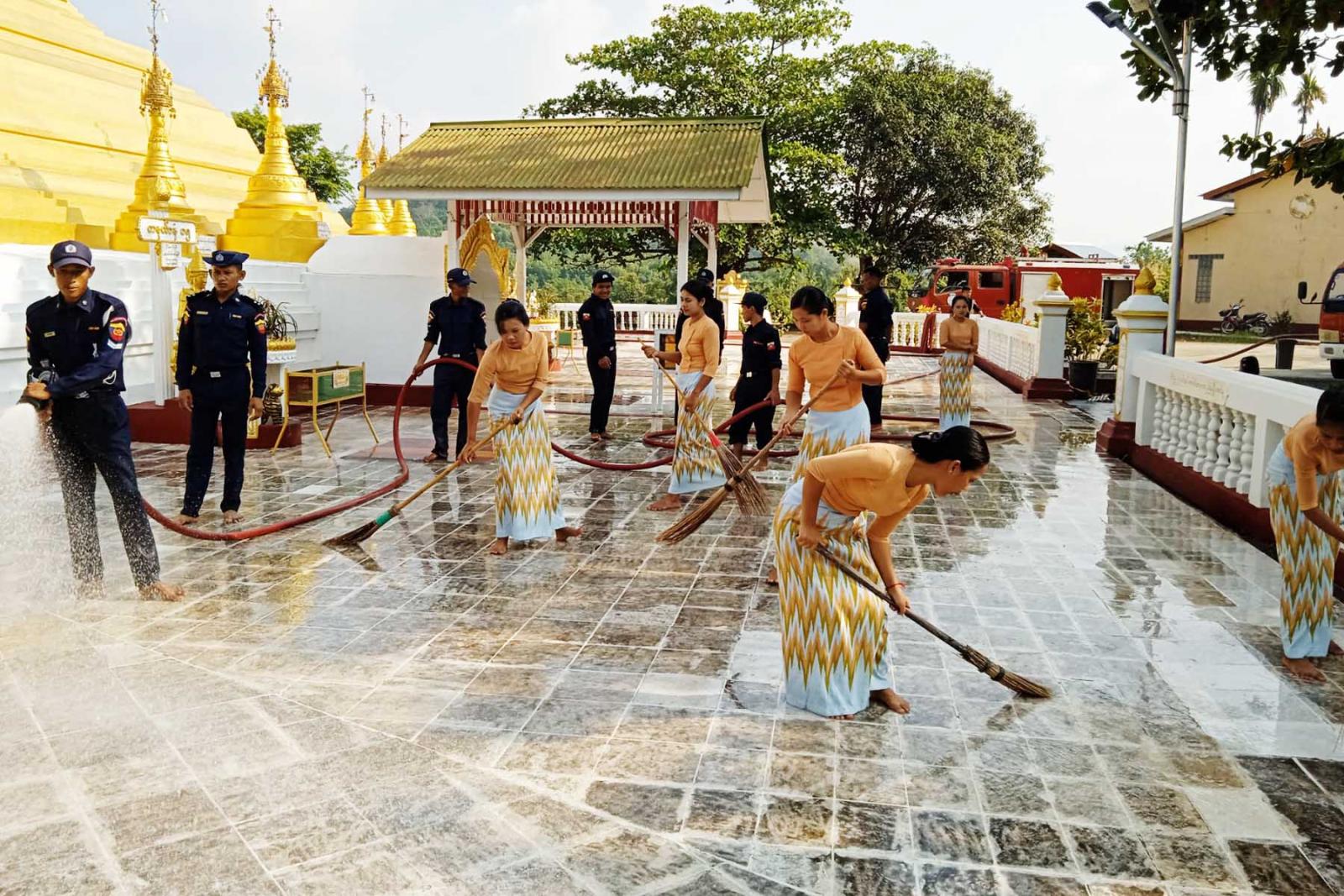 ဘုတ်ပြင်းမြို့၌ ၇၈ နှစ်မြောက် မြန်မာနိုင်ငံမီးသတ်တပ်ဖွဲ့နေ့အထိမ်းအမှတ