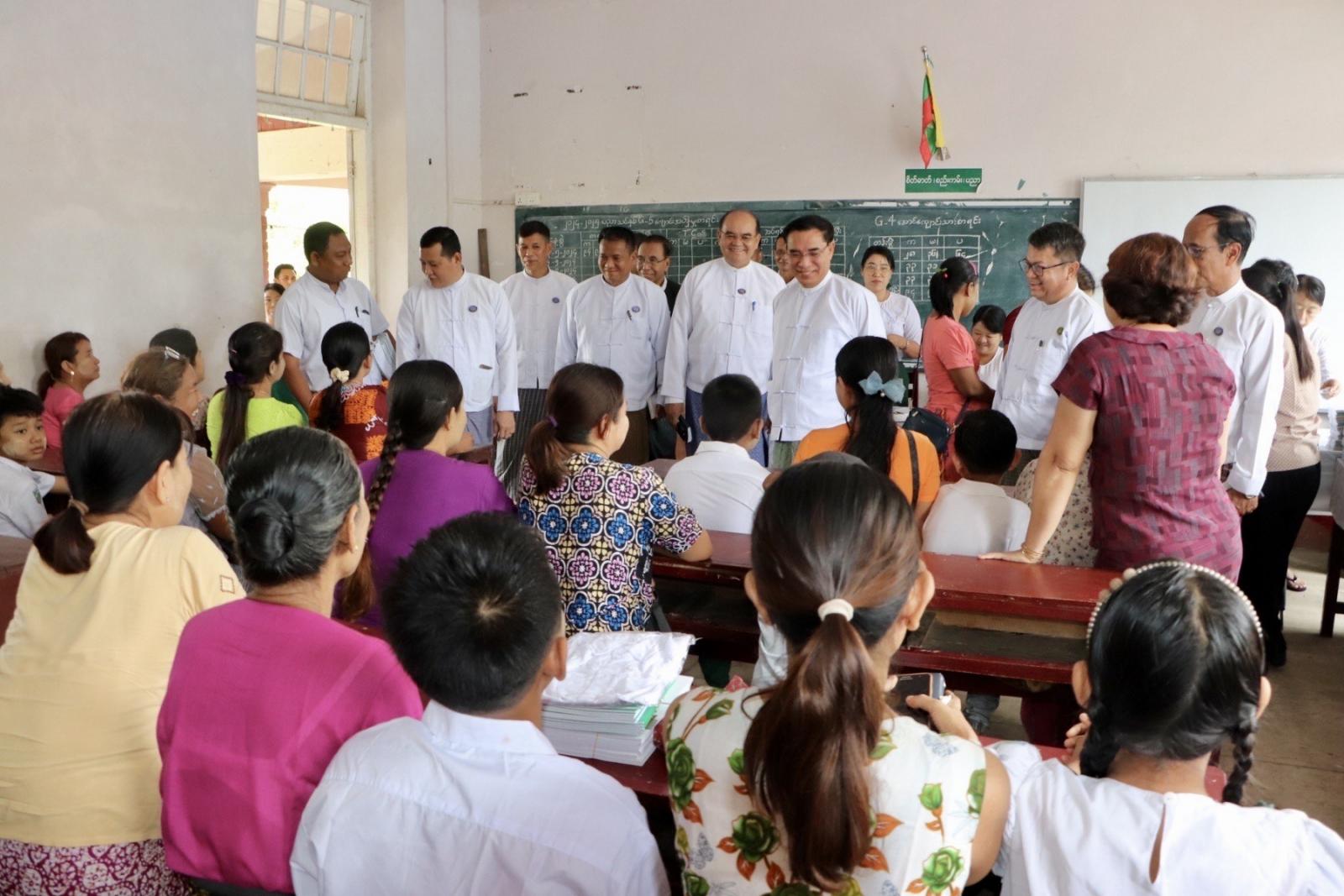 ၂၀၂၄ ၂၀၂၅ ပညာသင်နှစ် ကျောင်းအပ်နှံရေးနေ့အခမ်းအနားသို့ တိုင်းဒေသကြီးဝန်က