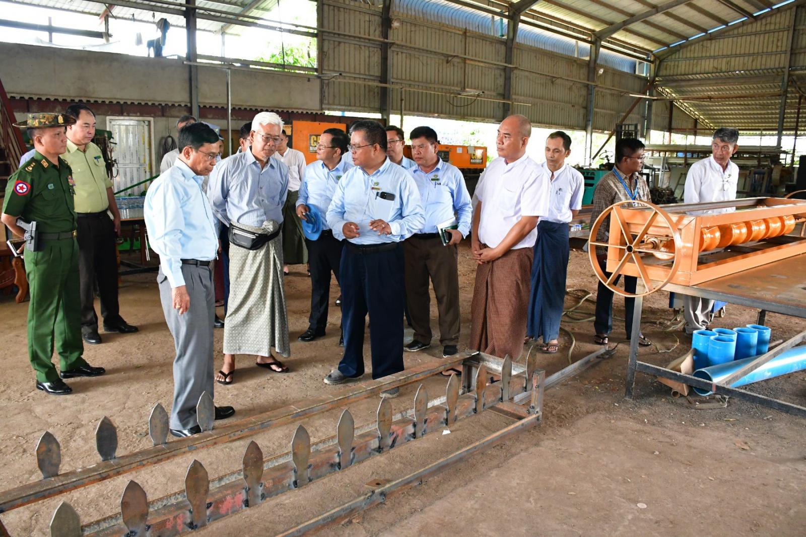 နေပြည်တော်ကောင်စီဥက္ကဋ္ဌ ဦးသန်းထွန်းဦး နေပြည်တော်အတွင်း မိုးစပါးစိုက်ပ
