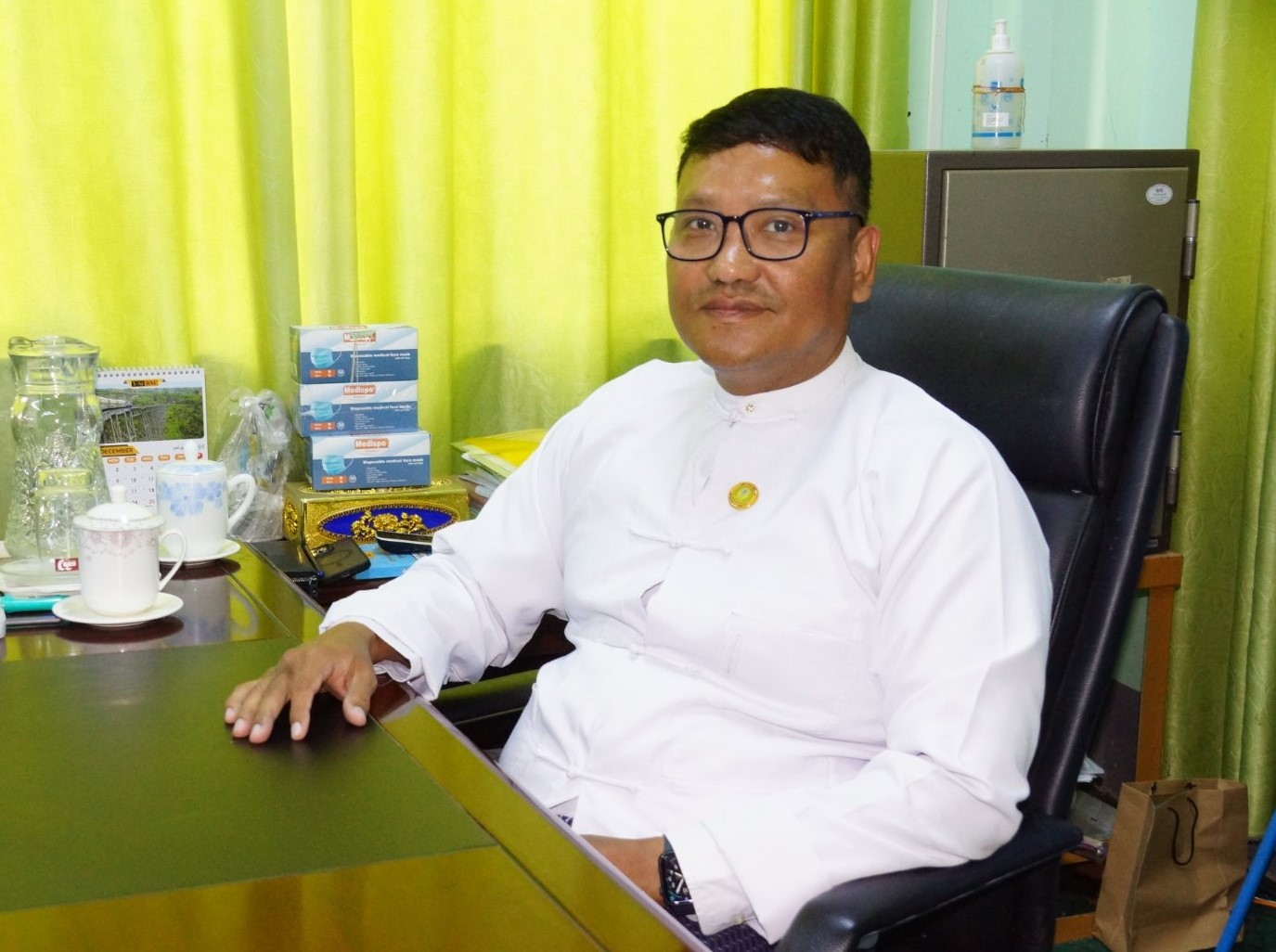 လူတိုင်းလက်လှမ်းမီသည့် သာတူညီမျှ ကျန်းမာရေးစောင့်ရှောက်မှုစနစ်ကို ဆောင ...