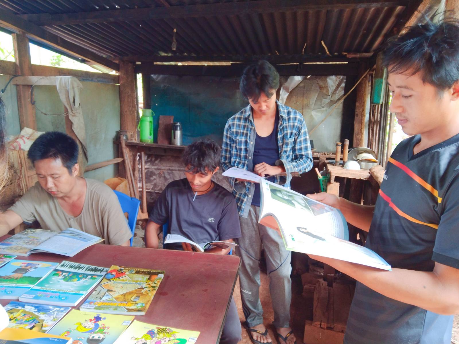 လိပ်သိုမြို့၌ စာဖတ်ရှိန်မြှင့်တင်ရေး Mobile စနစ်ဖြင့် စာအုပ်စာစောင်များ