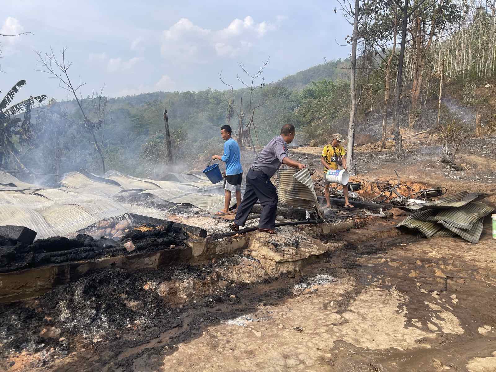 မိုင်းဖြတ်မြို့နယ်၌ ဆိုလာဘက်ထရီ အပူလွန်ကဲရာမှ မီး လောင်မှုဖြစ်ပွား Information And Public