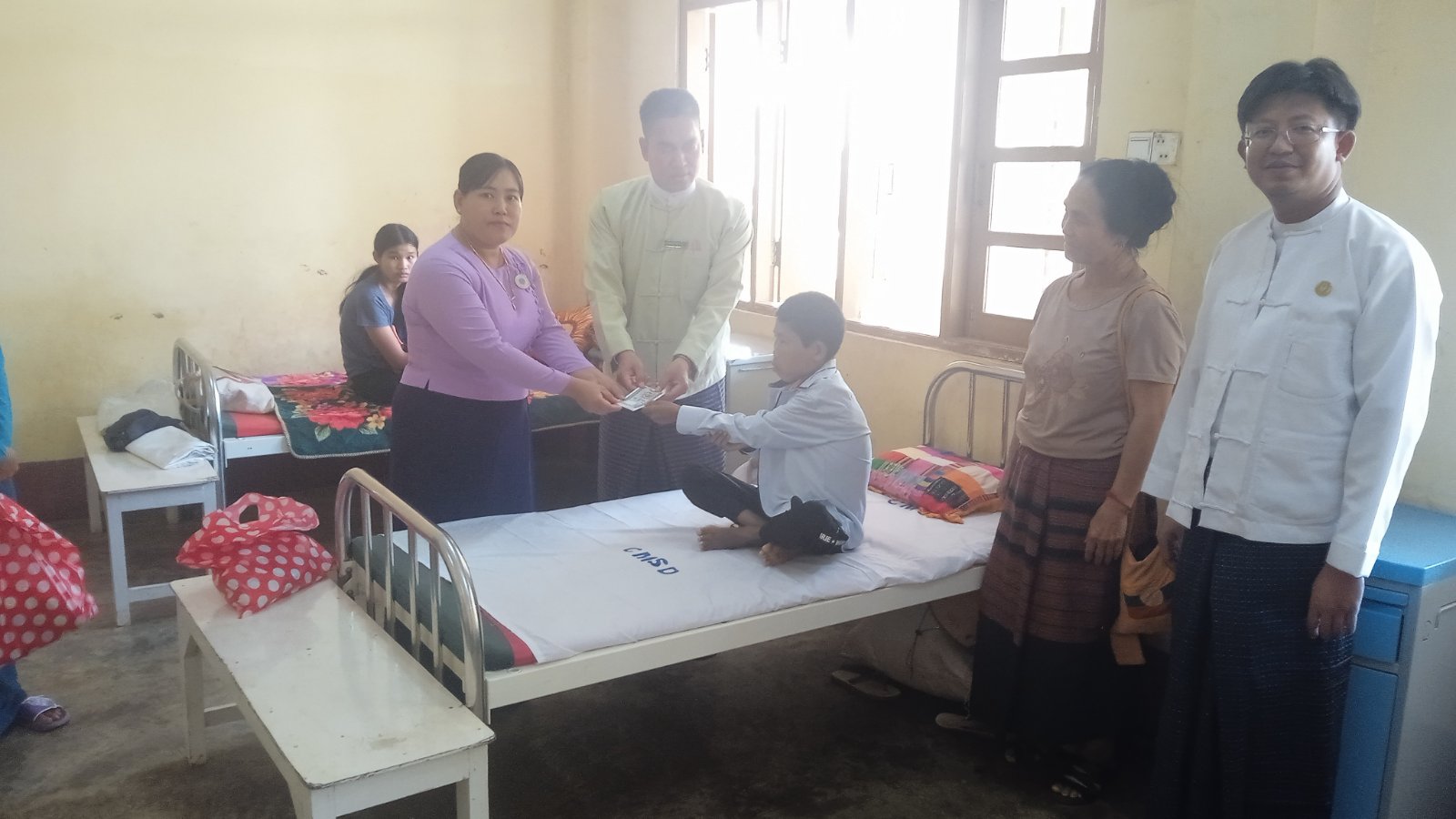 ခိုလမ်မြို့၊ ကုတင် ၁၀၀ ဆေးရုံတွင် လူနာများအား အာဟာရဖြည့်စွက်စာများ လှူဒါန်း Information And 