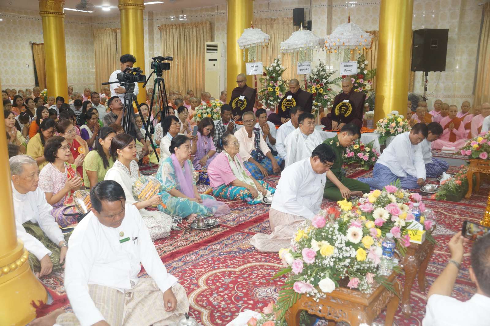 တိပိဋကမဟာဂန္ဓာရုံကျောင်းတိုက်ကြီး၏ တိုက်တည်ဆရာတော်ဘုရားကြီး တိပိဋကဓရ