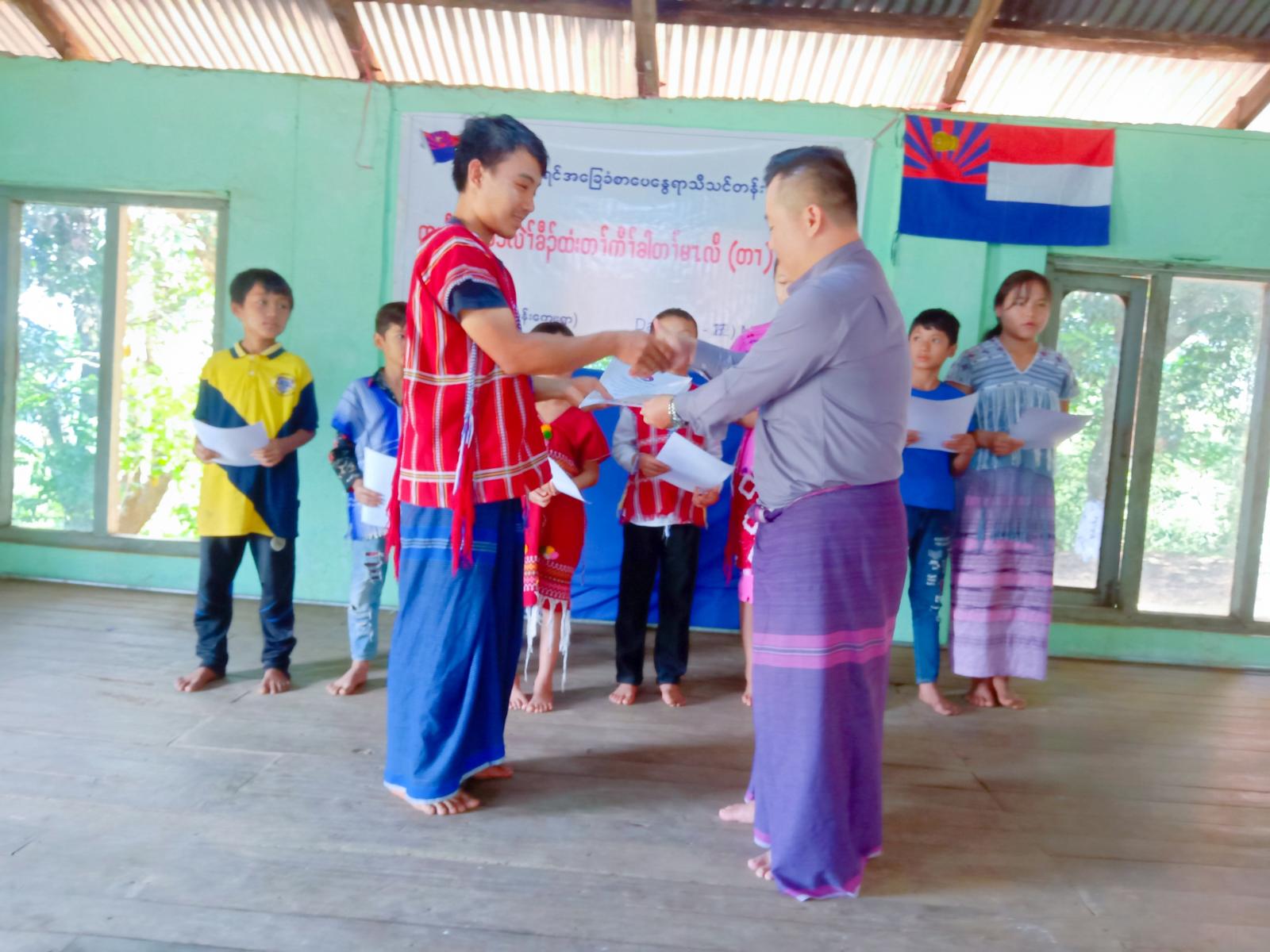 လိပ်သိုမြို့ ကျောင်းကုန်းကျေးရွာတွင် စကောကရင်အခြေခံစာပေ နွေရာသီသင်တန