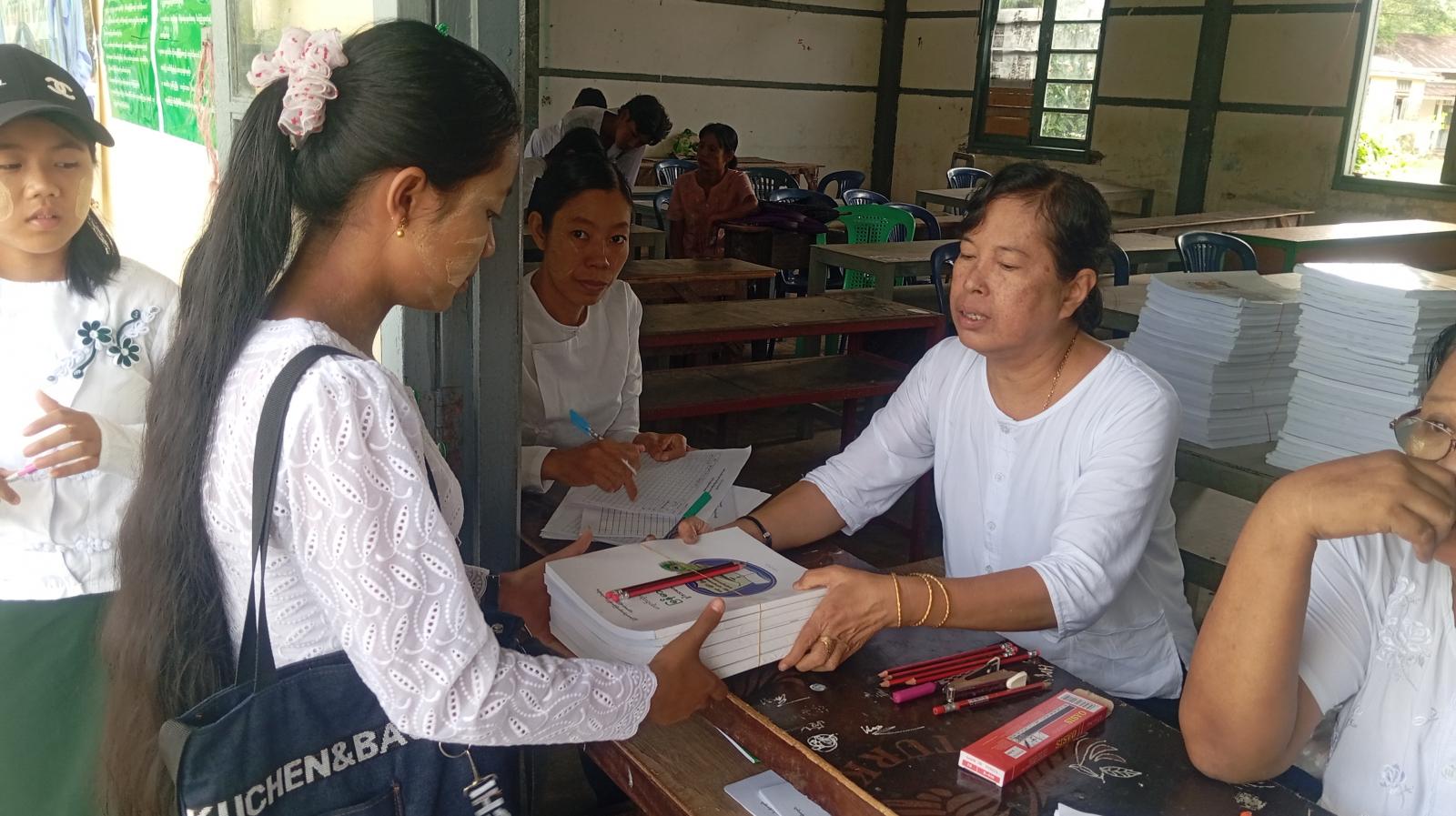 ဒေးဒရဲမြို့နယ်အတွင်းရှိ အခြေခံပညာကျောင်း ၂၂၁ ကျောင်းတွင် ကျောင်းသား၊ က