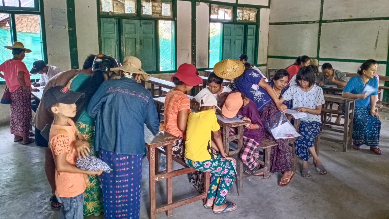 ကန့်ဘလူမြို့နယ်၌ အခြေခံပညာကျောင်းများတွင် ကျောင်းသား ကျောင်းသူများအား က