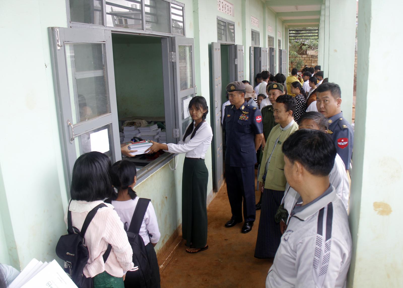 နမ့်စန်မြို့နယ် အခြေခံပညာကျောင်းများတွင် ကျောင်းအပ်လက်ခံနေမှုအခြေအနေမ
