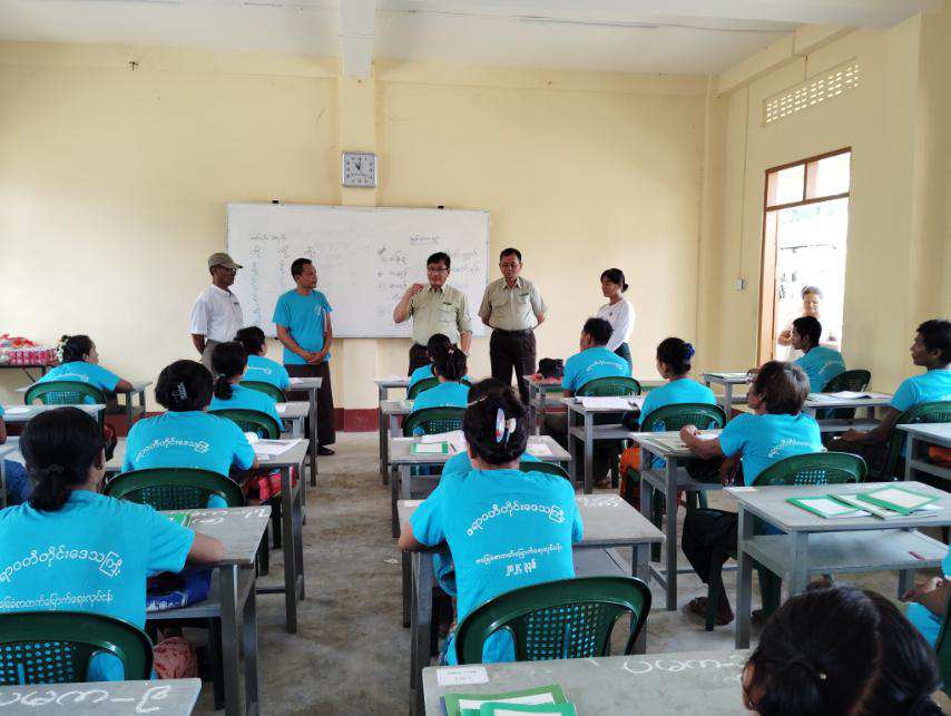 မော်လမြိုင်ကျွန်းမြို့နယ်တွင် အခြေခံစာတတ်မြောက်ရေးအတွက် သင်ကြားပို့ချနေမှုများအား တာဝန်ရှိသူများ