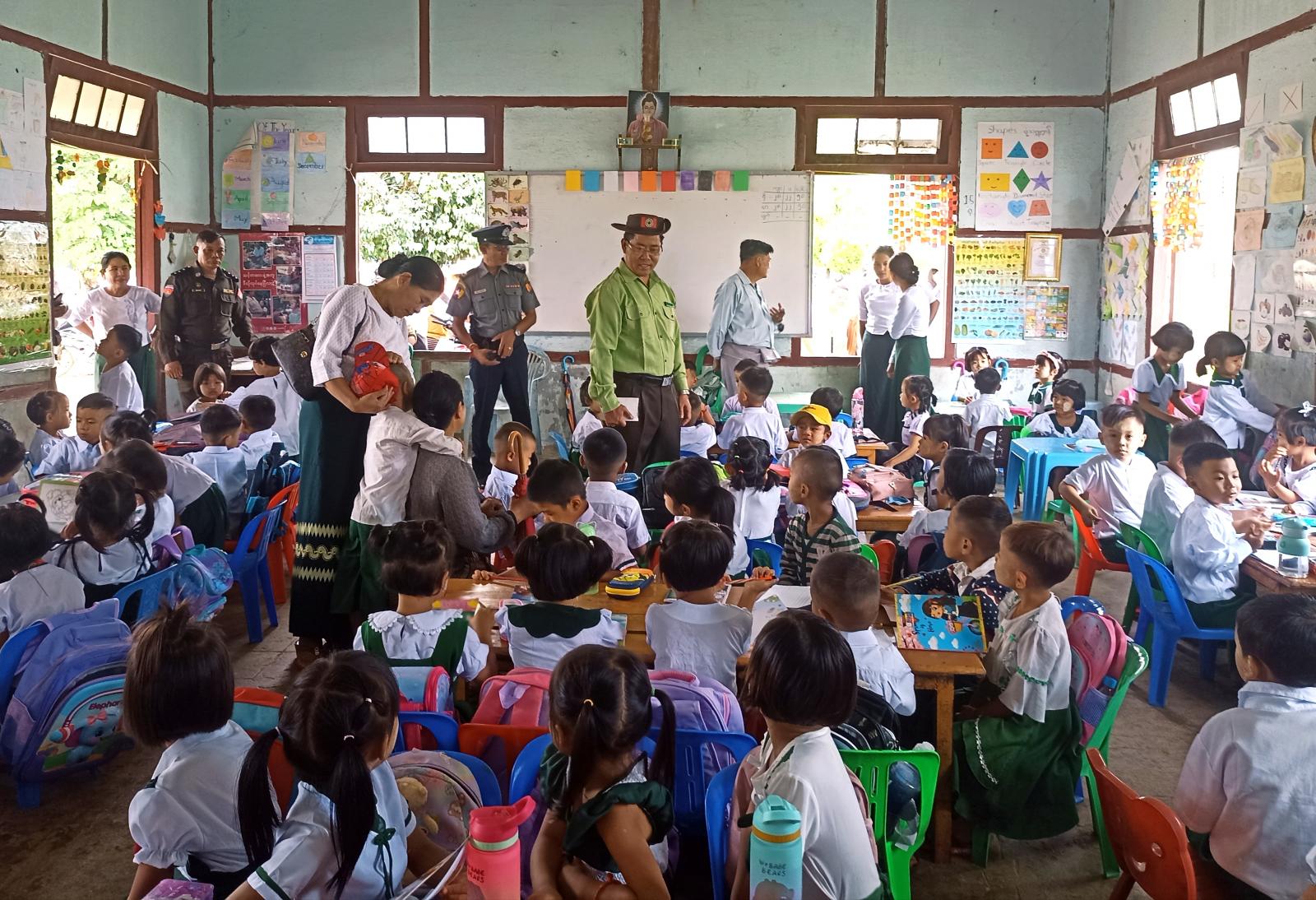 မိုင်းရယ်မြို့နယ်၌ ၂၀၂၄ ၂၀၂၅ ပညာသင်နှစ် အခြေခံပညာကျောင်းများ စတင်ဖွင့်လ