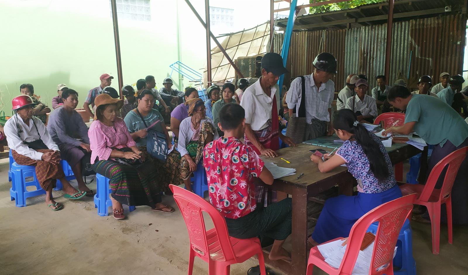 ပန်းတနော်မြို့နယ်၌ ၂၀၂၄ ခုနှစ် မိုးရာသီစိုက်ပျိုးစရိတ်ချေးငွေများ ထုတ်ချေးပေးလျက်ရှိ