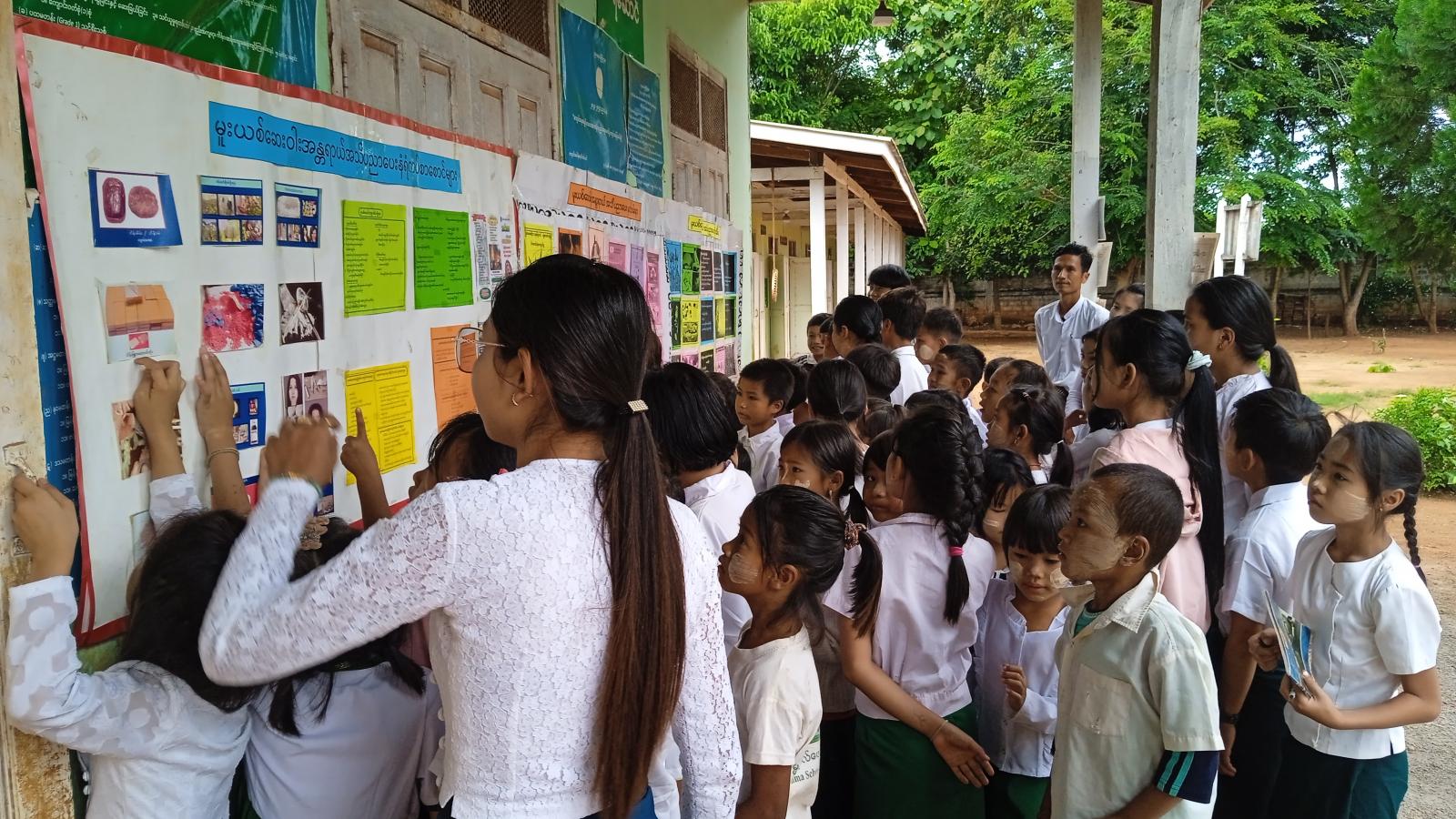 ခိုလမ်မြို့၊ အ မ က နောင်ပိန် ကျောင်းတွင် လူငယ်ရေးရာအသိပညာပေးဟောပြောပွဲန