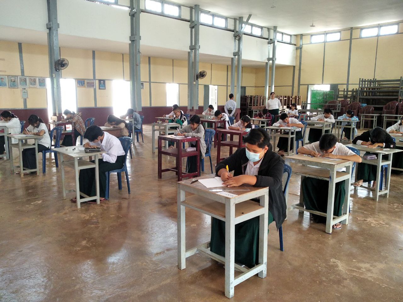 ကျောက်မဲမြို့တွင် မြန်မာအမျိုးသမီးများနေ့ အထိမ်းအမှတ်အကြို စာစီစာကုံးပ