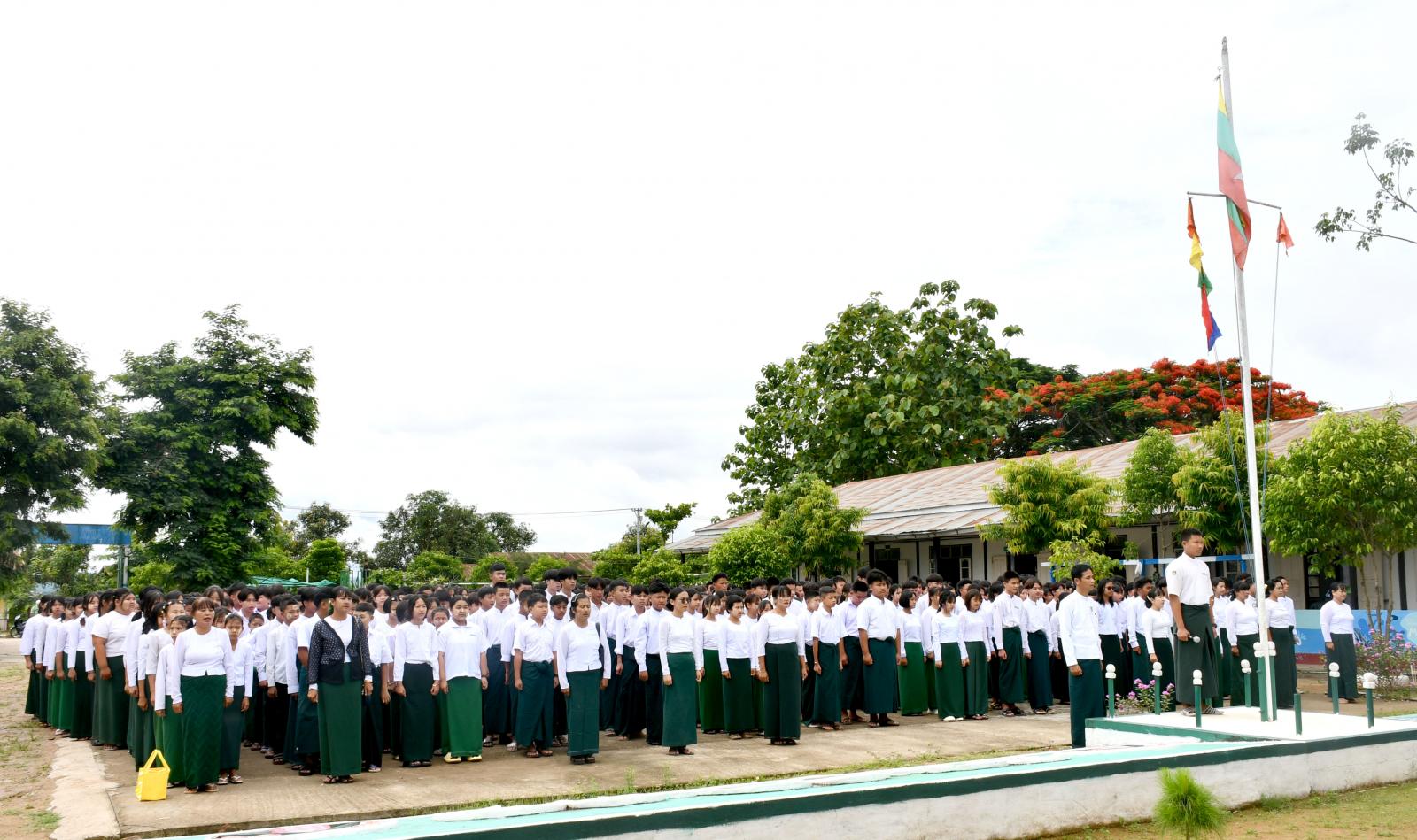 မိုင်းဆတ်မြို့ အခြေခံပညာကျောင်းများတွင် ကျောင်းသား၊ ကျောင်းသူများ ပညာသင