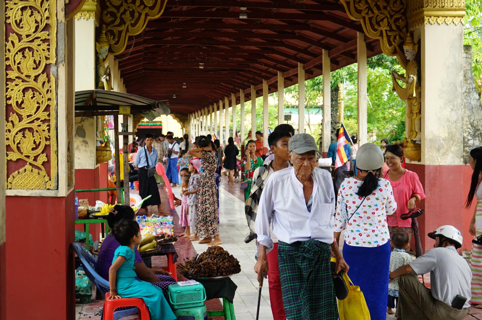 ဘိုကလေးမြို့နယ် ရန်ပြေမာန်ပြေအောင်စကြာစေတီတော်မြတ်ကြီးတွင် ဘုရားဖူးပြည