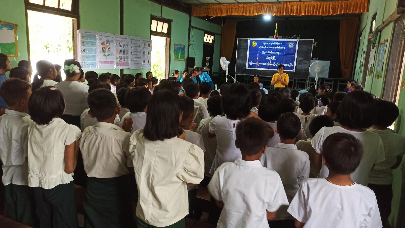 သဲကုန်းမြို့နယ်၌ တိုင်းရင်းဆေးဦးစီးဌာနနှင့် မြို့နယ်မိခင်နှင့်ကလေးစောင့်ရှောက်ရေးအသင်းတို့ပူးပေ