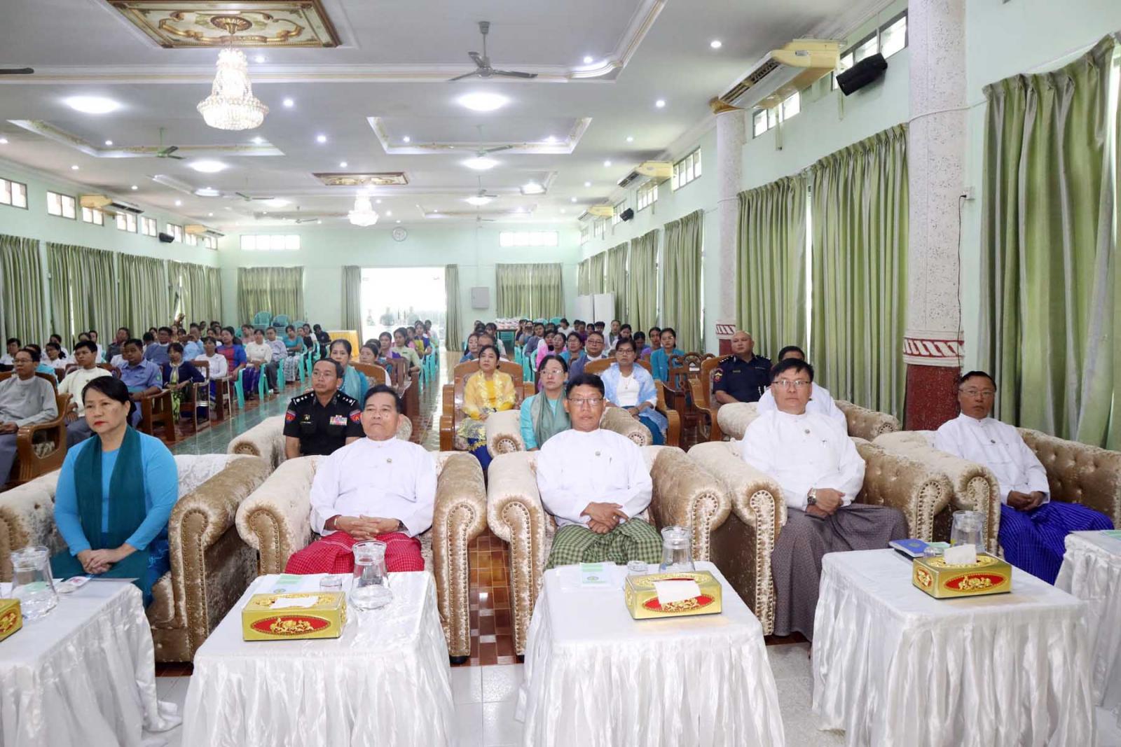 တနင်္သာရီတိုင်းဒေသကြီးဝန်ကြီးချုပ်ဦးမြတ်ကို မြန်မာအမျိုးသမီးများနေ့ အခမ