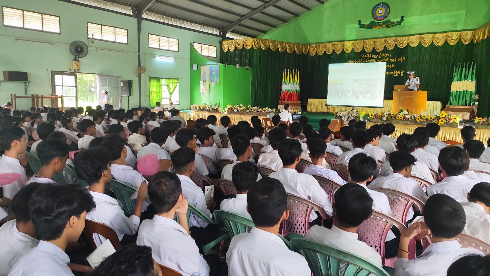 သင်္ဃန်းကျွန်းမြို့နယ်တွင် ယာဉ်စည်းကမ်း၊ လမ်းစည်းကမ်းဆိုင်ရာ အသိပညာပေးဆ