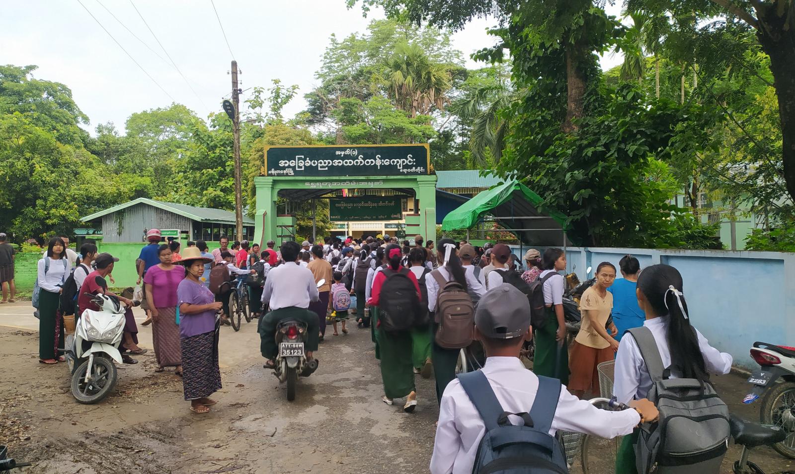 ပန်းတနော်မြို့နယ်၌ ဧရာဝတီမြစ်ရေကျဆင်းလာသဖြင့် အခြေခံပညာကျောင်း ၁၉ ကျောင