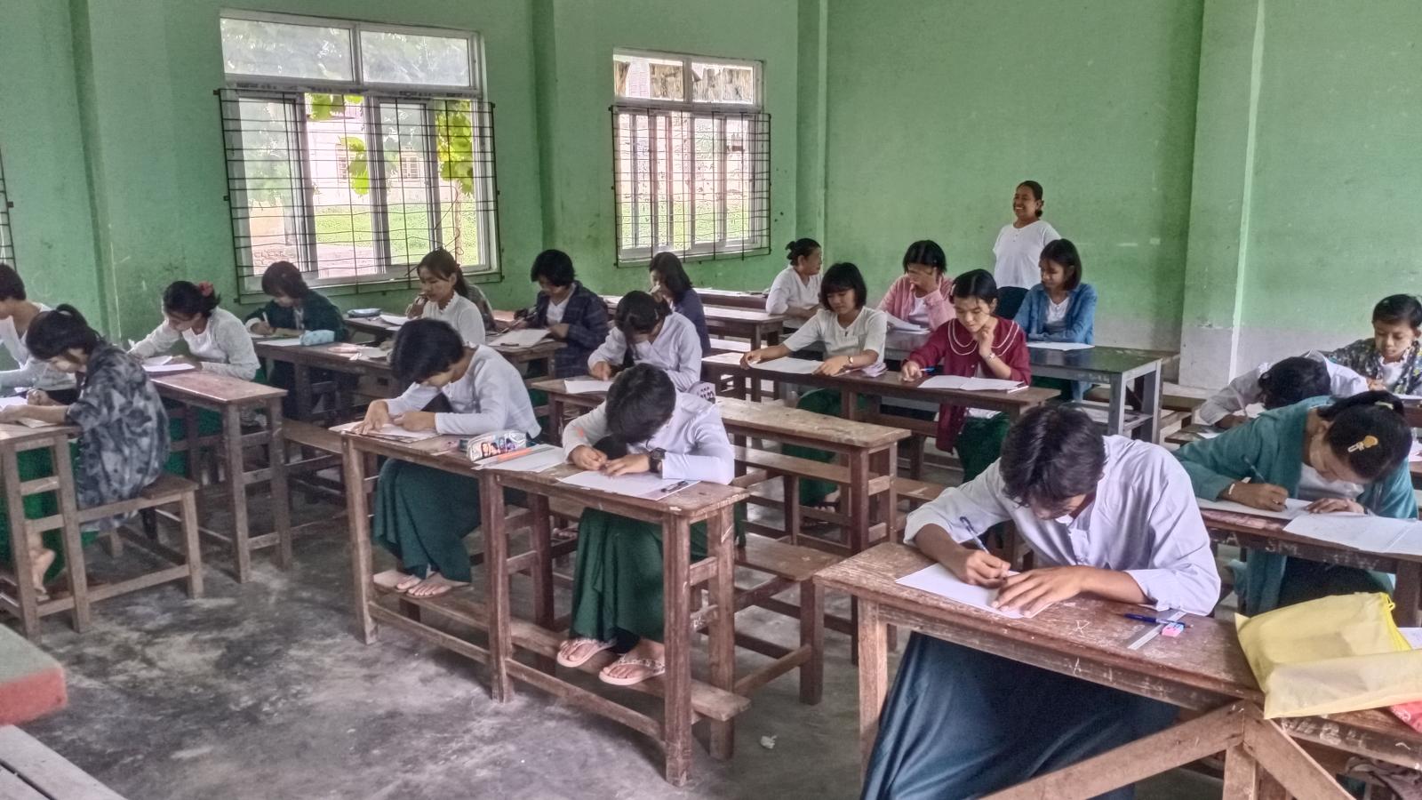 ကန့်ဘလူမြို့၌ ကမ္ဘာ့ဆရာများနေ့အထိမ်းအမှတ် စာစီစာကုံး၊ ကဗျာပြိုင်ပွဲမ